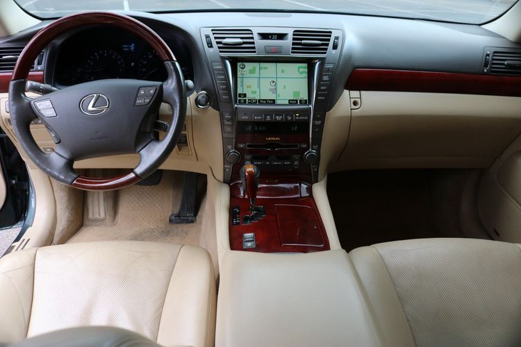 2007 Lexus LS 460 Base | Victory Motors of Colorado