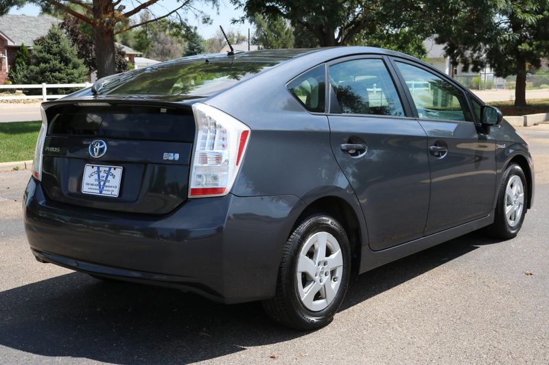 2010 Toyota Prius Photos