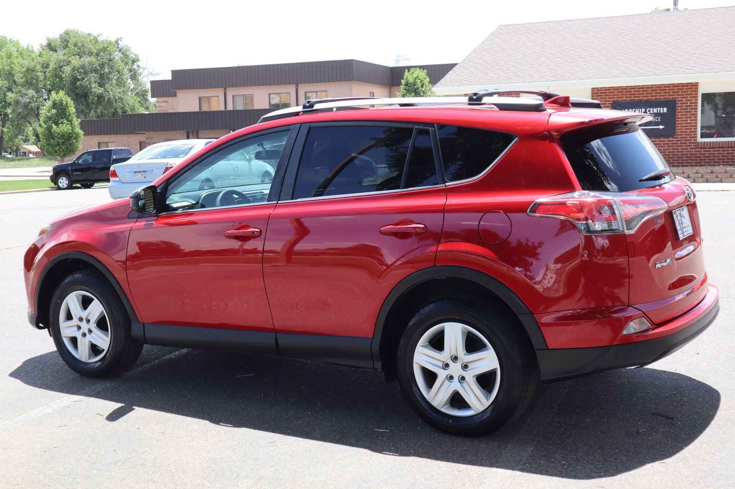 2016 Toyota RAV4 LE | Victory Motors of Colorado