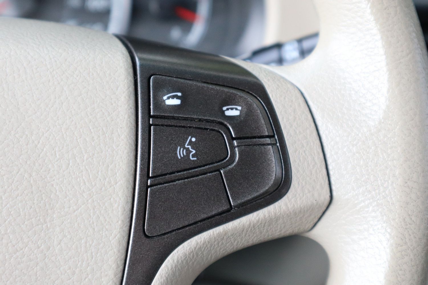 2012 Toyota Sienna LE 8-Passenger | Victory Motors of Colorado