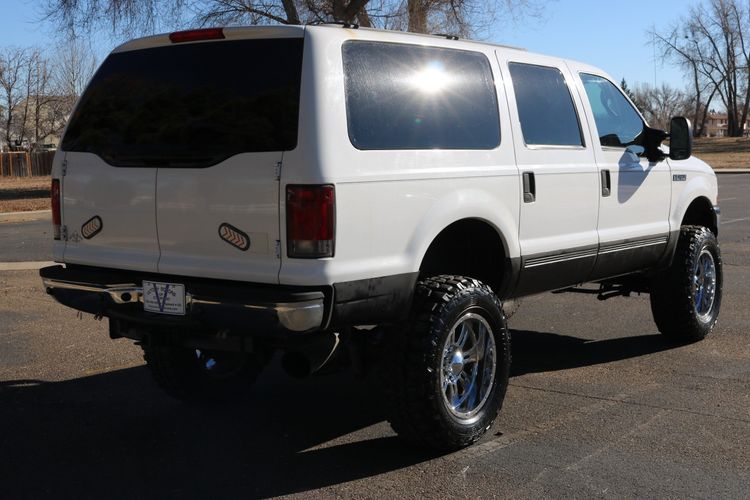 2004 Ford Excursion XLT | Victory Motors of Colorado