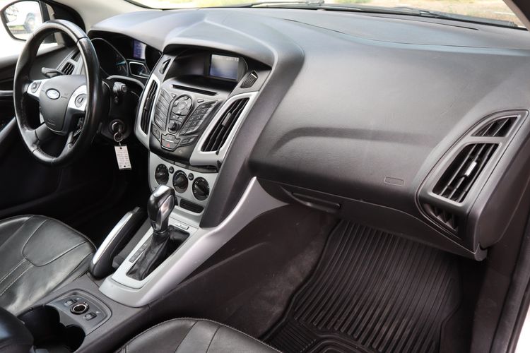 2013 Ford Focus SE | Victory Motors of Colorado