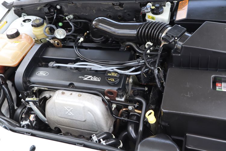 2002 Ford Focus SE Comfort | Victory Motors of Colorado
