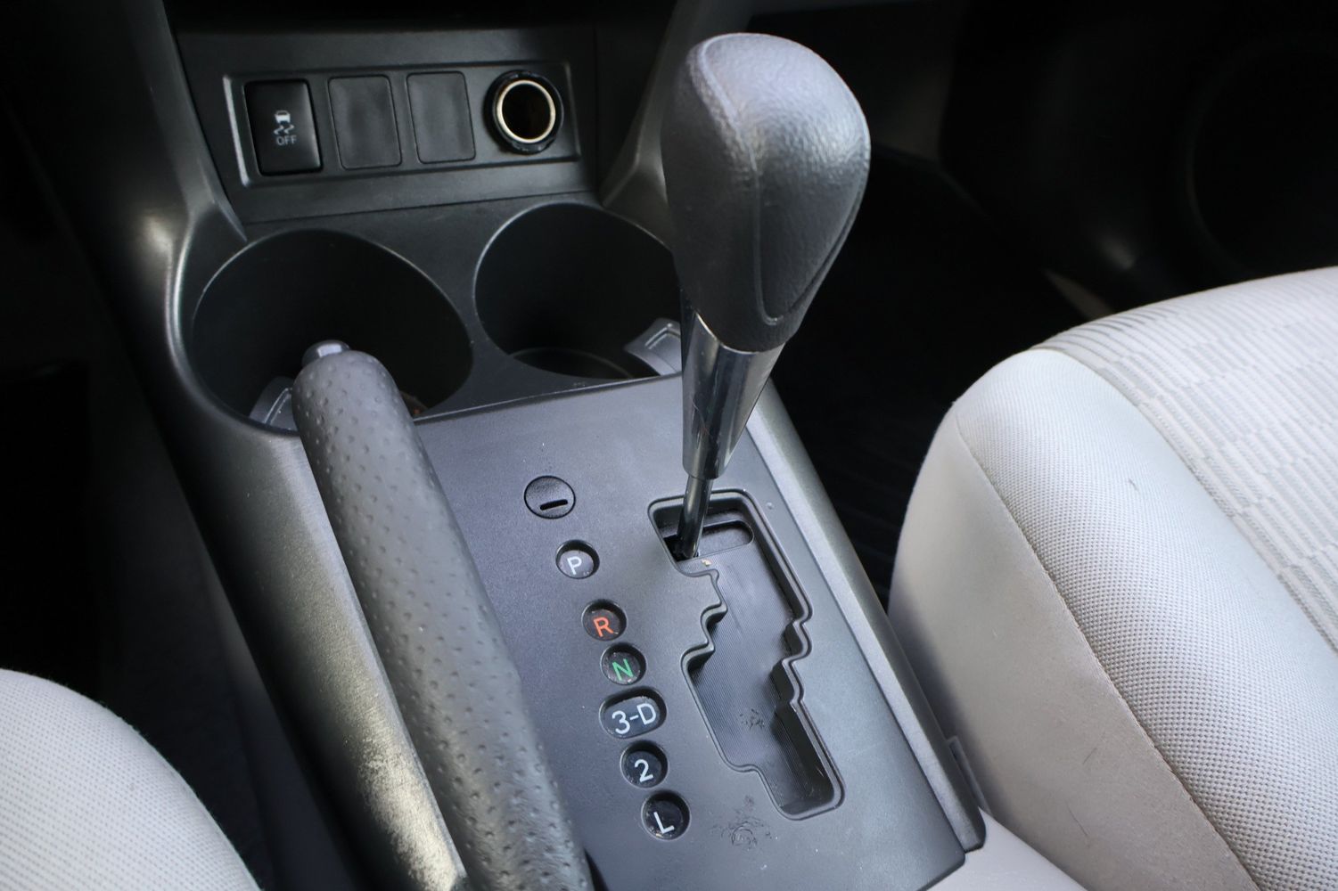 2012 Toyota RAV4 Base | Victory Motors of Colorado