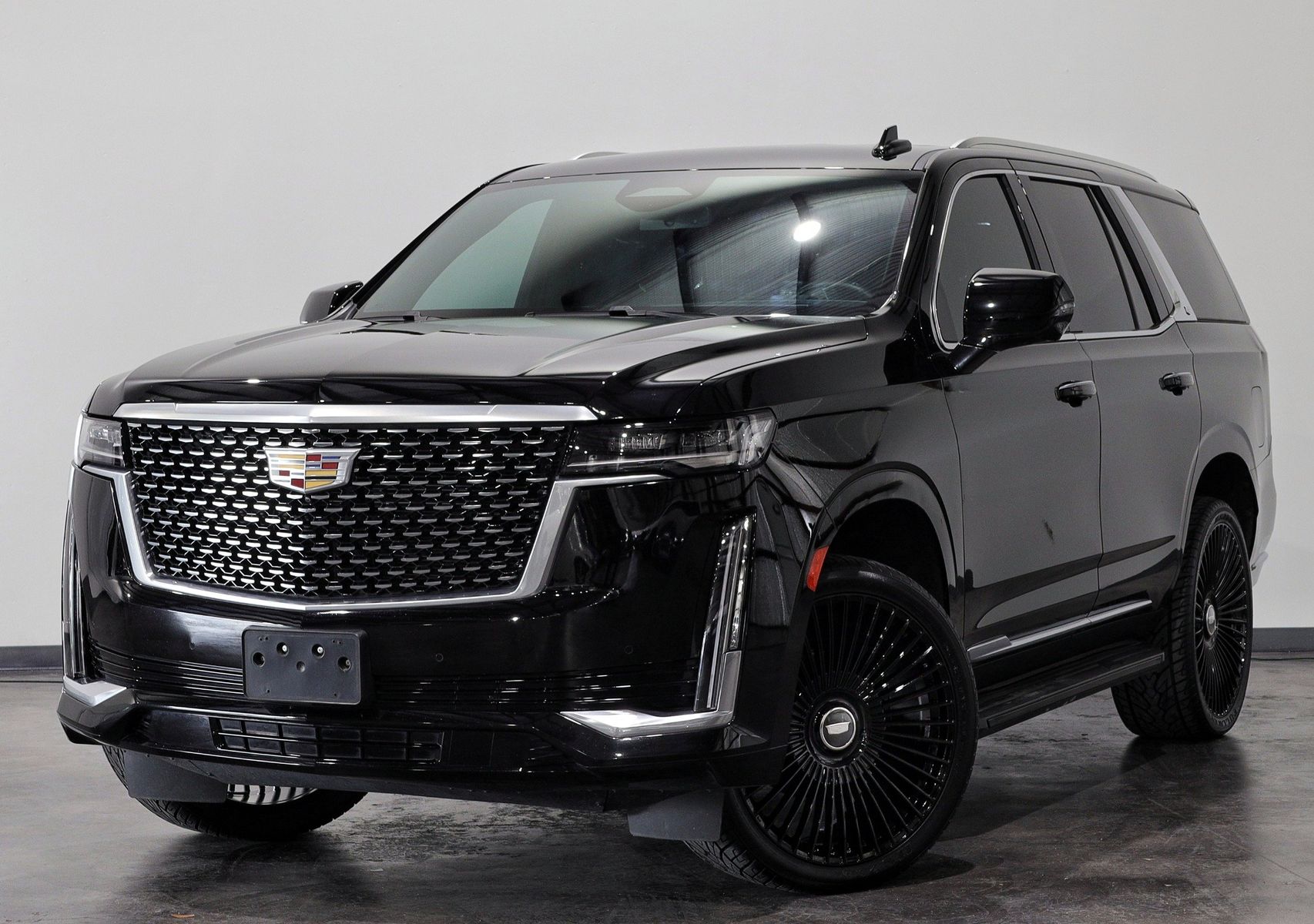 2023 Cadillac Escalade Luxury | C R U