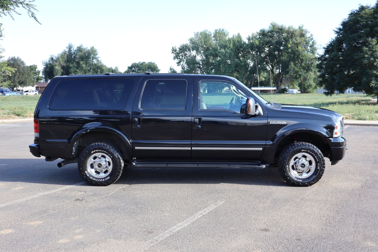 2005 Ford Excursion Limited | Victory Motors of Colorado