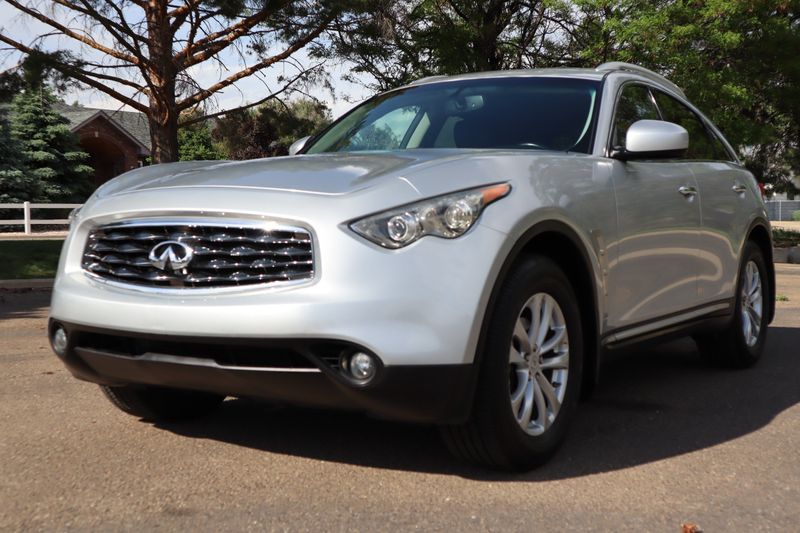 2009 INFINITI FX35 Photos