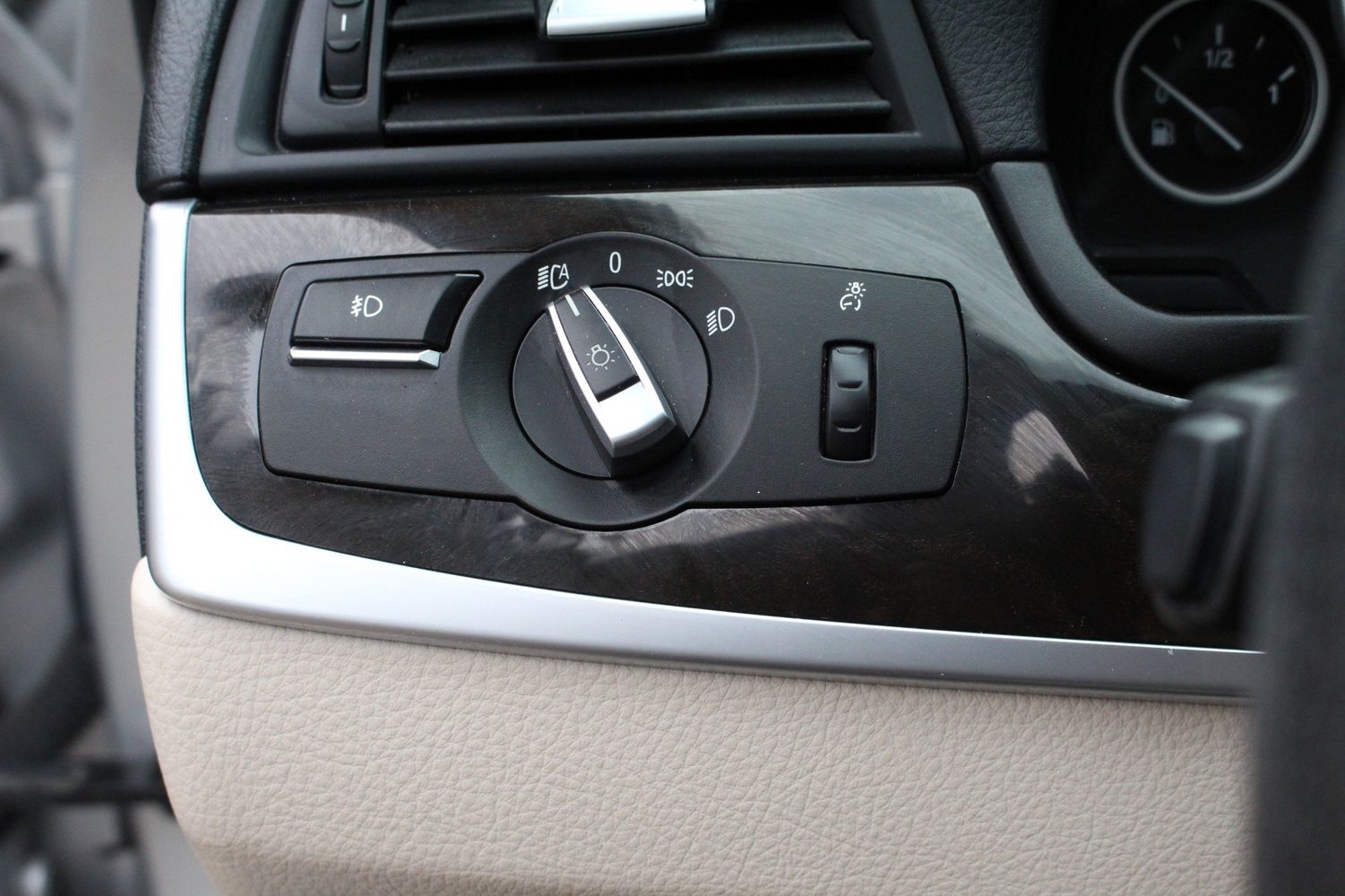 2012 BMW 528xi | Victory Motors of Colorado