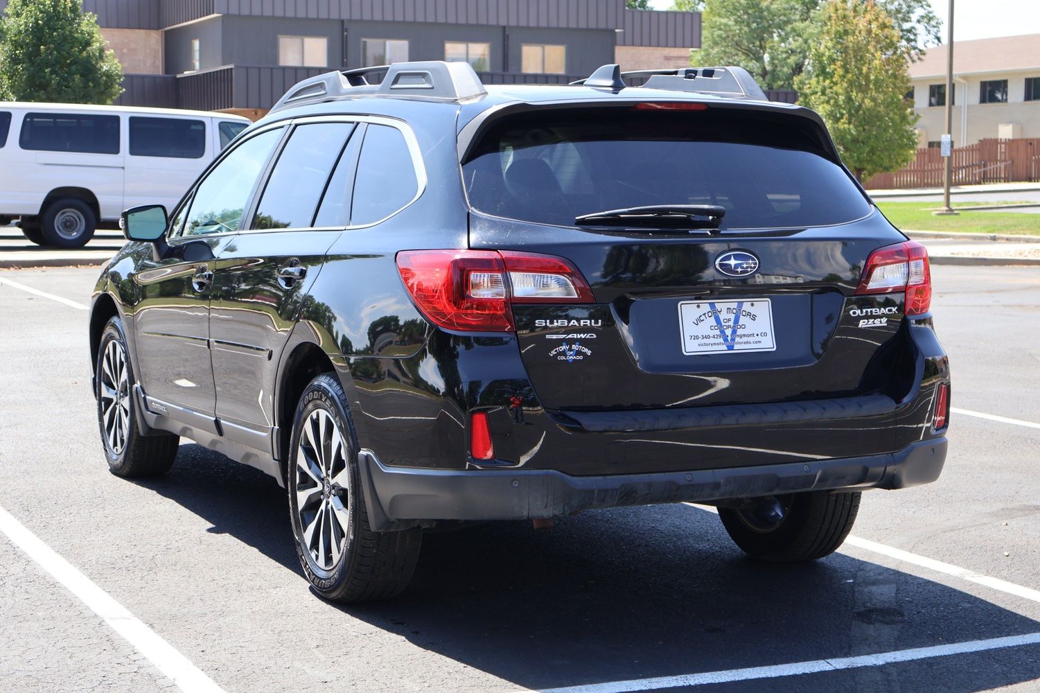 2017 Subaru Outback 2.5i Limited | Victory Motors of Colorado