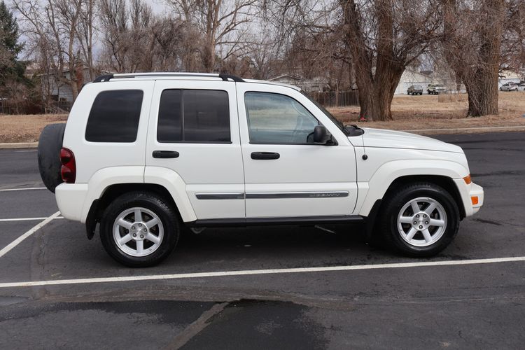 2007 Jeep Liberty Limited | Victory Motors of Colorado