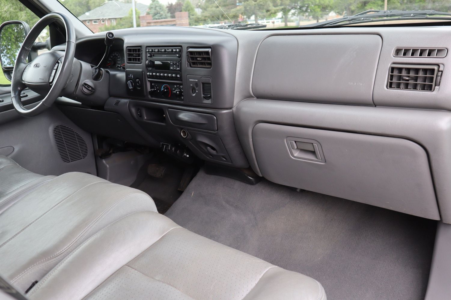 2002 Ford F-250 Super Duty Lariat | Victory Motors of Colorado