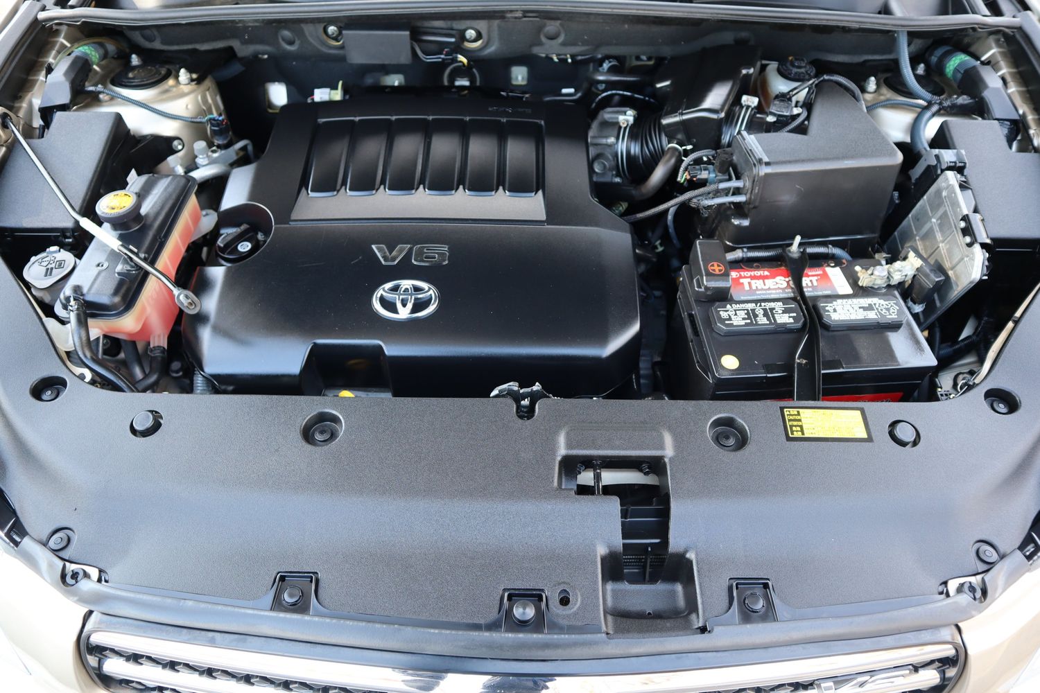 2007 Toyota RAV4 Limited | Victory Motors of Colorado