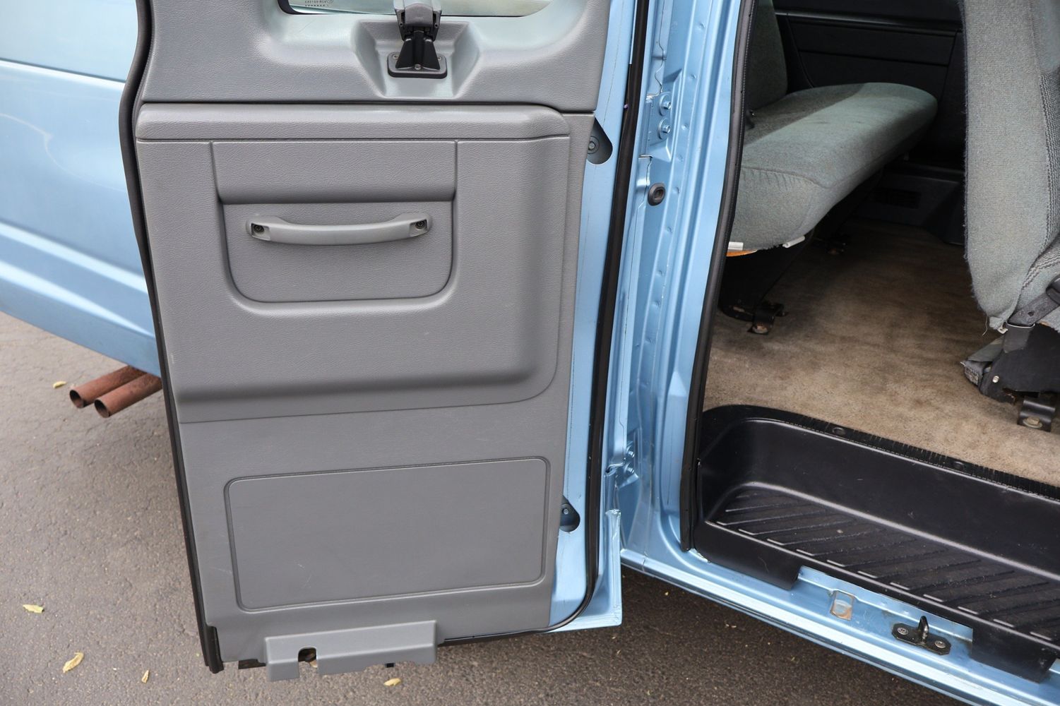 1994 Ford E-350 XL | Victory Motors of Colorado