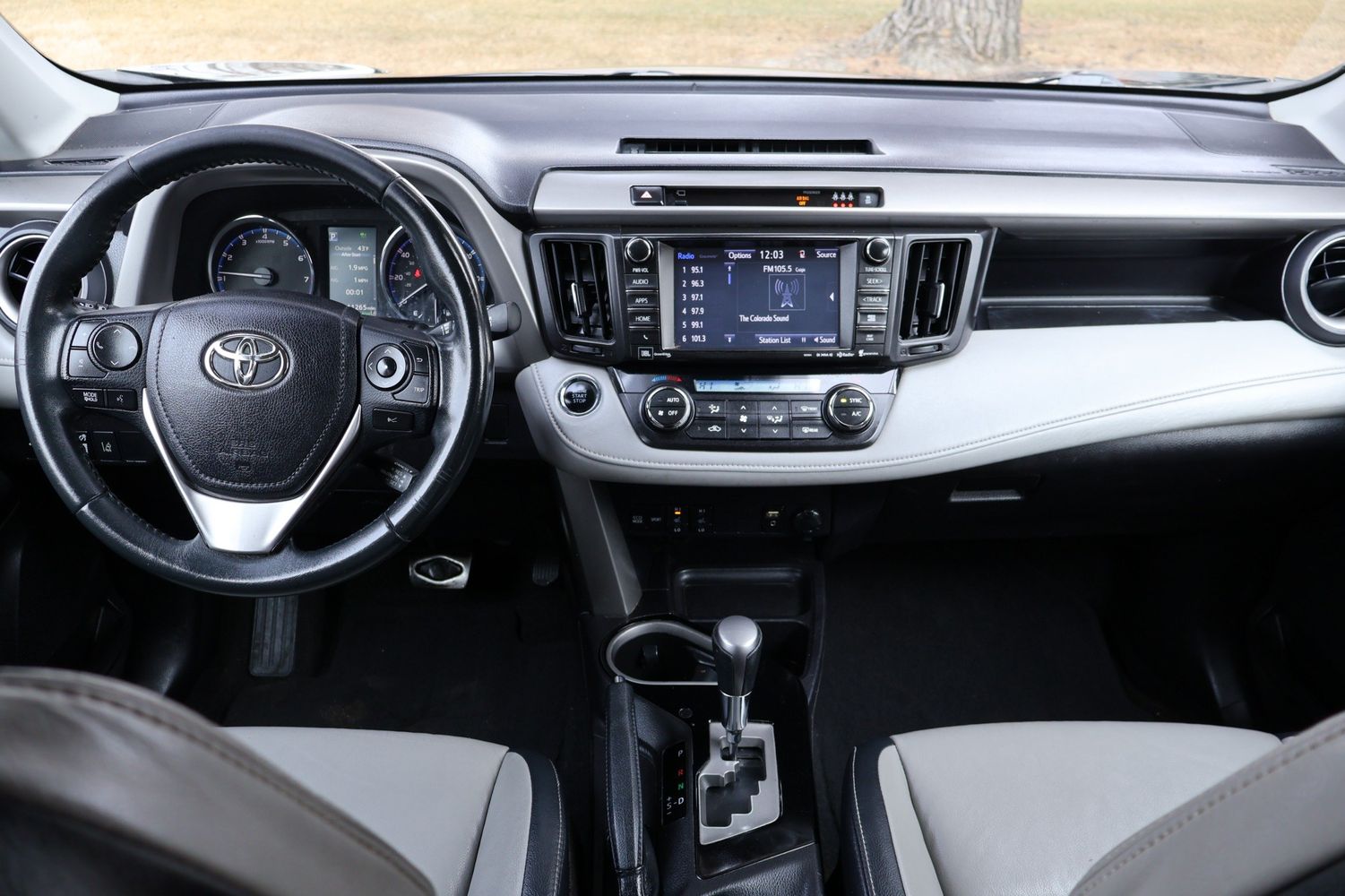 2017 Toyota RAV4 Limited | Victory Motors of Colorado