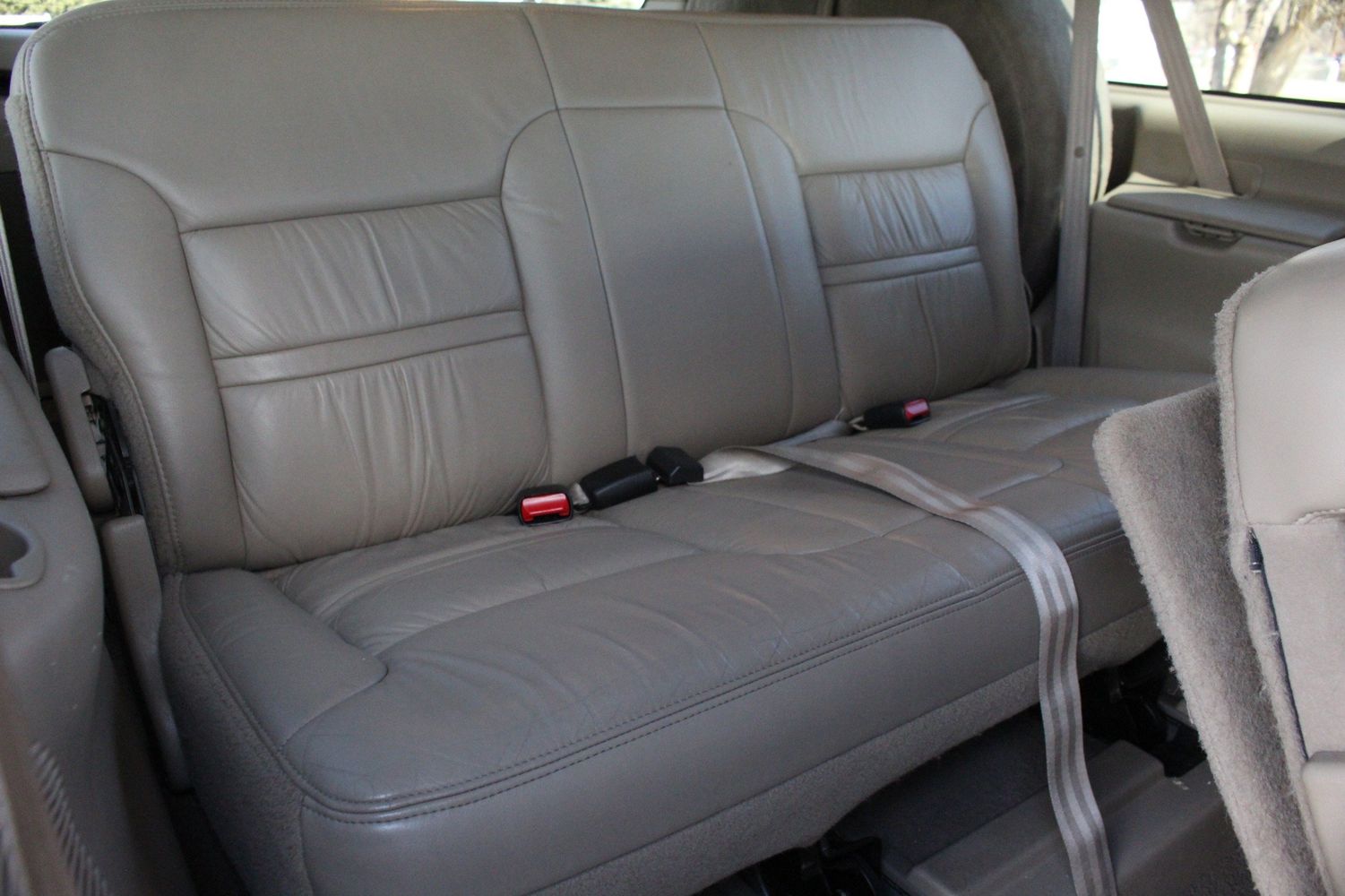 2000 Ford Excursion Limited | Victory Motors of Colorado