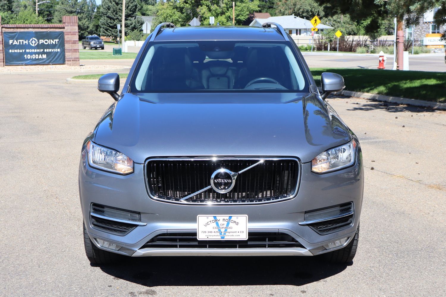 2016 Volvo XC90 T6 Momentum | Victory Motors of Colorado