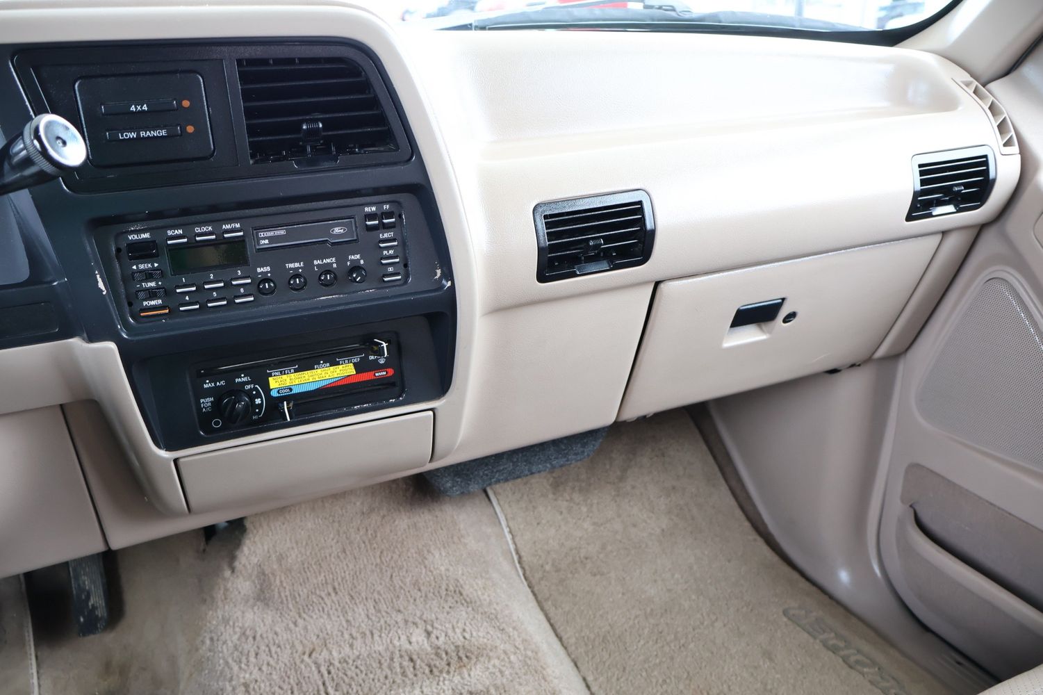 1992 Ford Explorer XLT | Victory Motors of Colorado