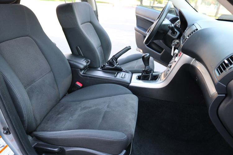 2008 Subaru Outback 2.5i | Victory Motors of Colorado