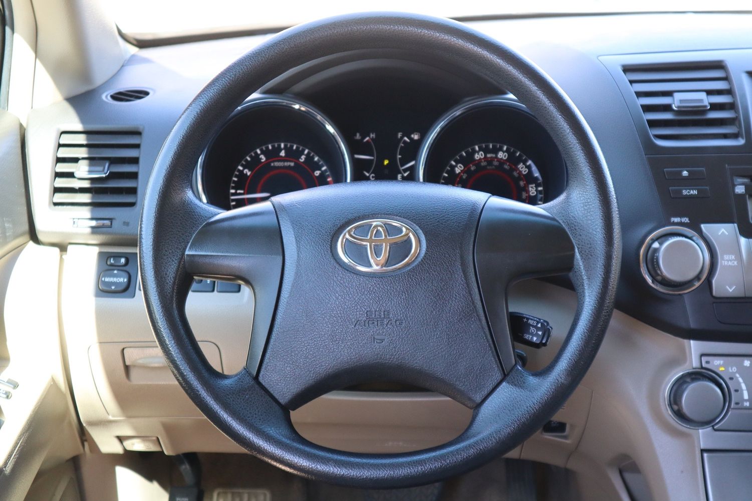 2008 Toyota Highlander Base | Victory Motors of Colorado