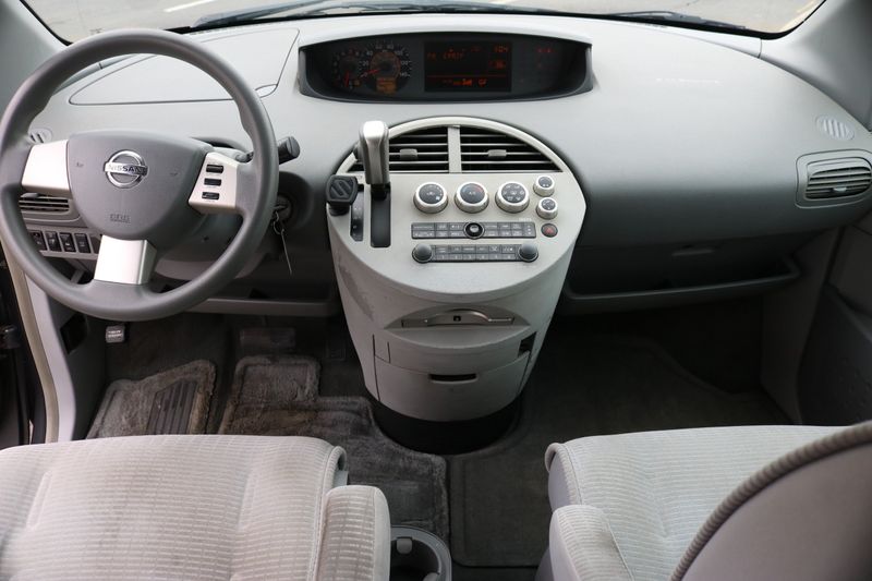2004 Nissan Quest Photos