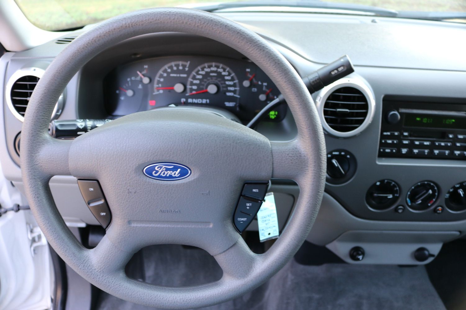 2004 Ford Expedition XLS | Victory Motors of Colorado