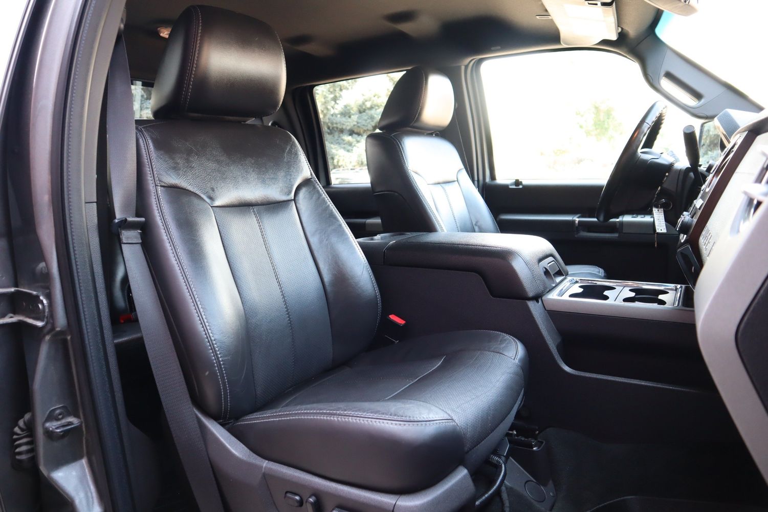 2011 Ford F-250 Super Duty Lariat | Victory Motors of Colorado
