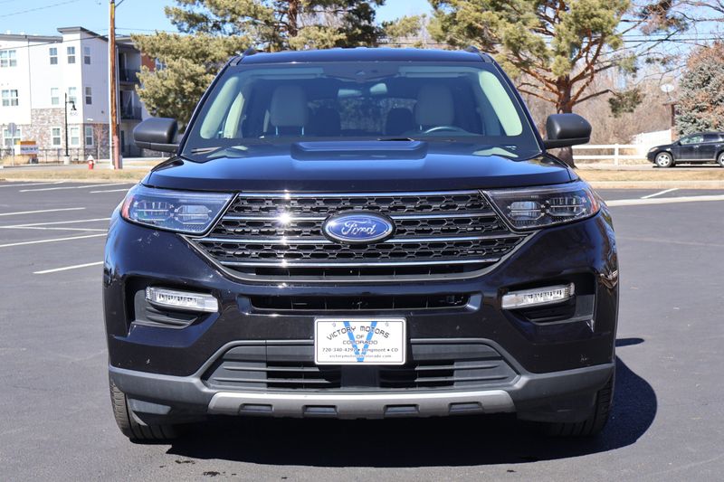 2022 Ford Explorer Photos