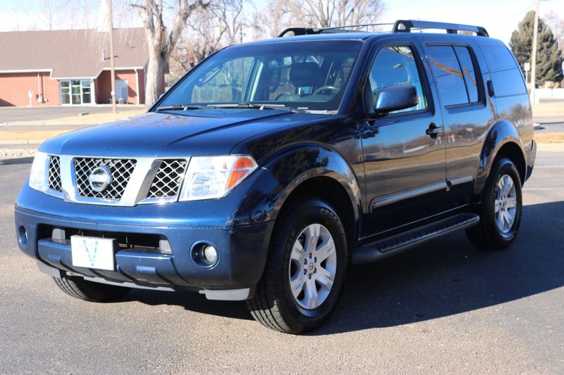 2006 Nissan Pathfinder Photos
