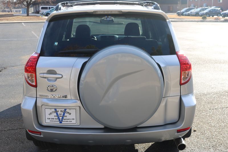 2007 Toyota RAV4 Photos