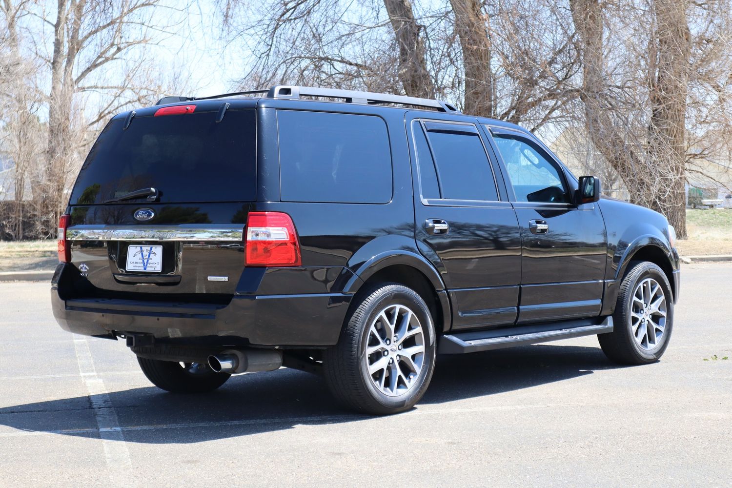 2017 Ford Expedition XLT | Victory Motors of Colorado