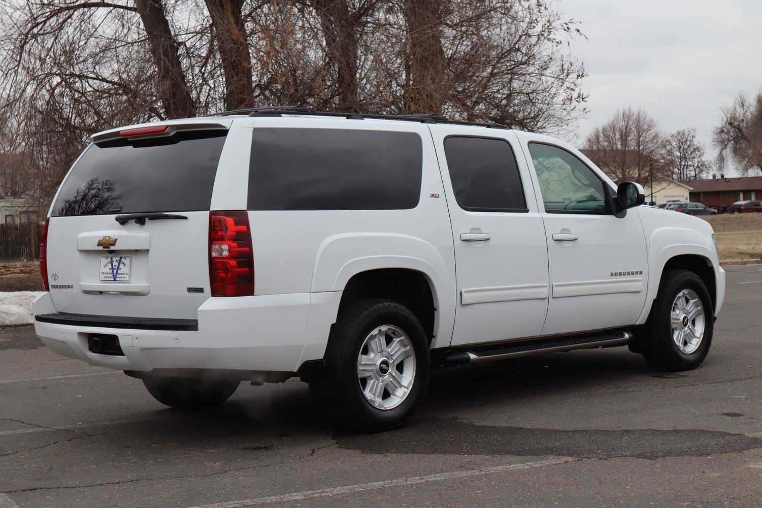 2010 Chevrolet Suburban LT | Victory Motors of Colorado