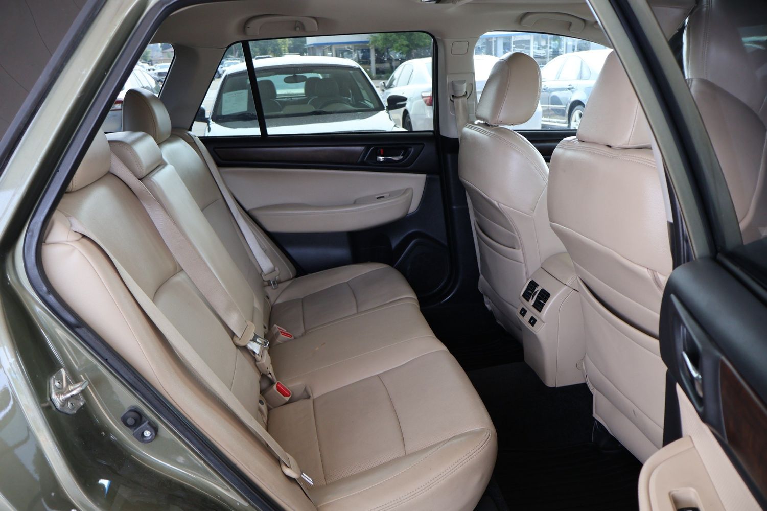 2015 Subaru Outback 2.5i Limited | Victory Motors of Colorado