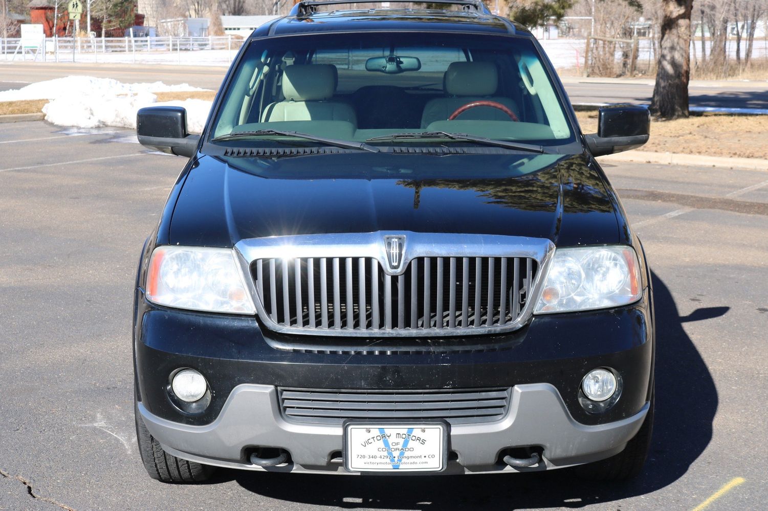 2004 Lincoln Navigator Luxury | Victory Motors of Colorado