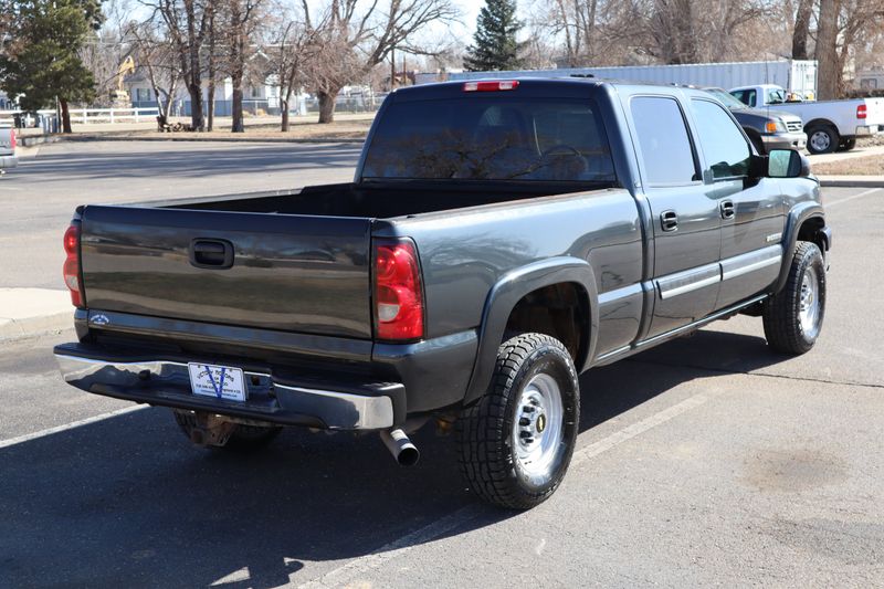 2005 Chevrolet Silverado 2500HD Photos