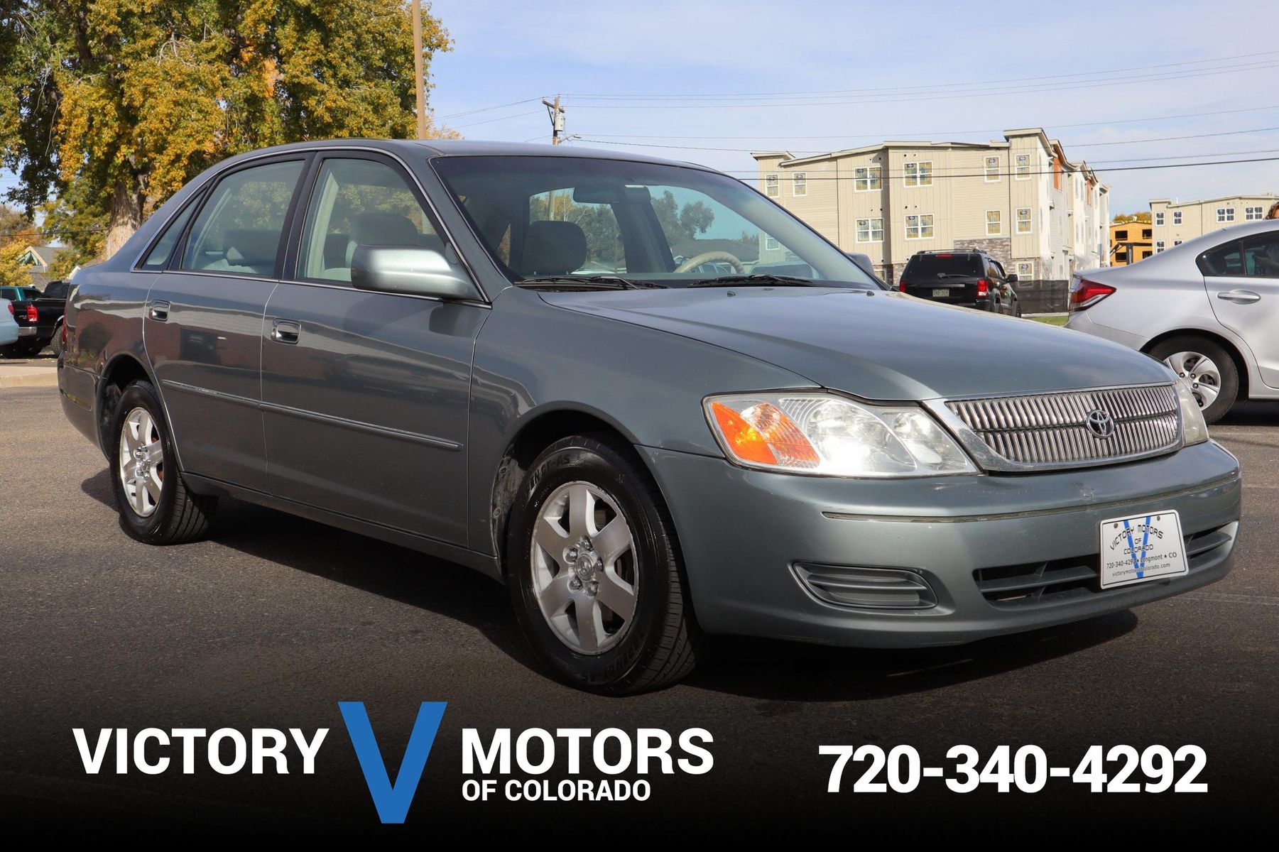 2001 Toyota Avalon XL | Victory Motors of Colorado