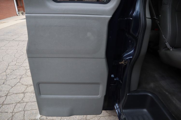 2008 Chevrolet Express Passenger LS 1500 | Victory Motors of Colorado