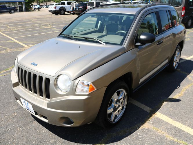 2007 Jeep Compass Limited | Victory Motors of Colorado