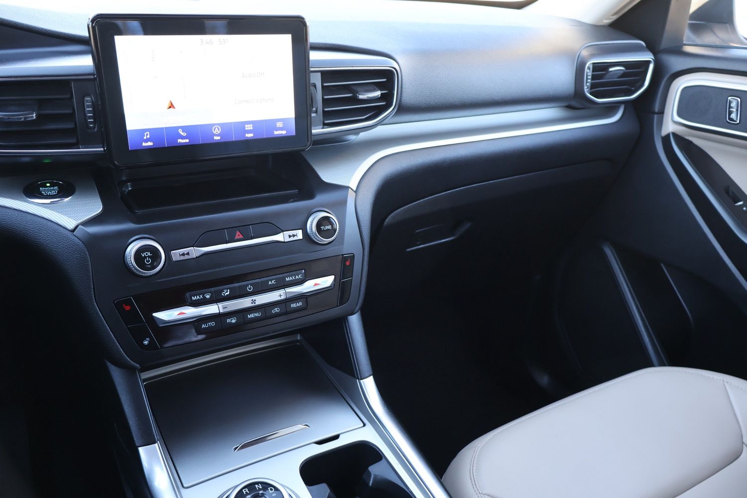 2020 Ford Explorer XLT | Victory Motors of Colorado