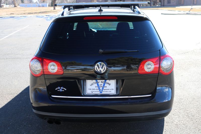 2008 Volkswagen Passat Photos