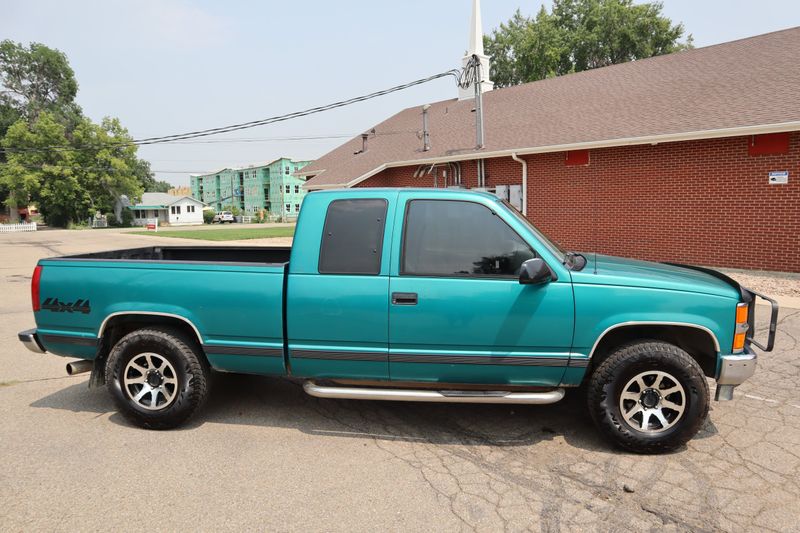 1995 Chevrolet C/K 1500 Series Photos