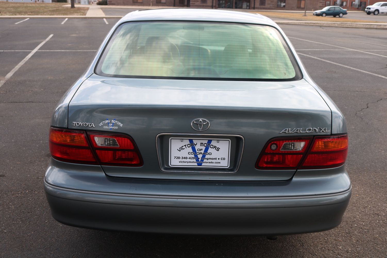 1999 Toyota Avalon XLS | Victory Motors of Colorado