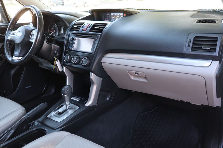 2015 Subaru Forester 2.5i Limited | Victory Motors of Colorado