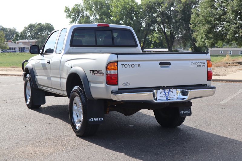 2002 Toyota Tacoma Photos