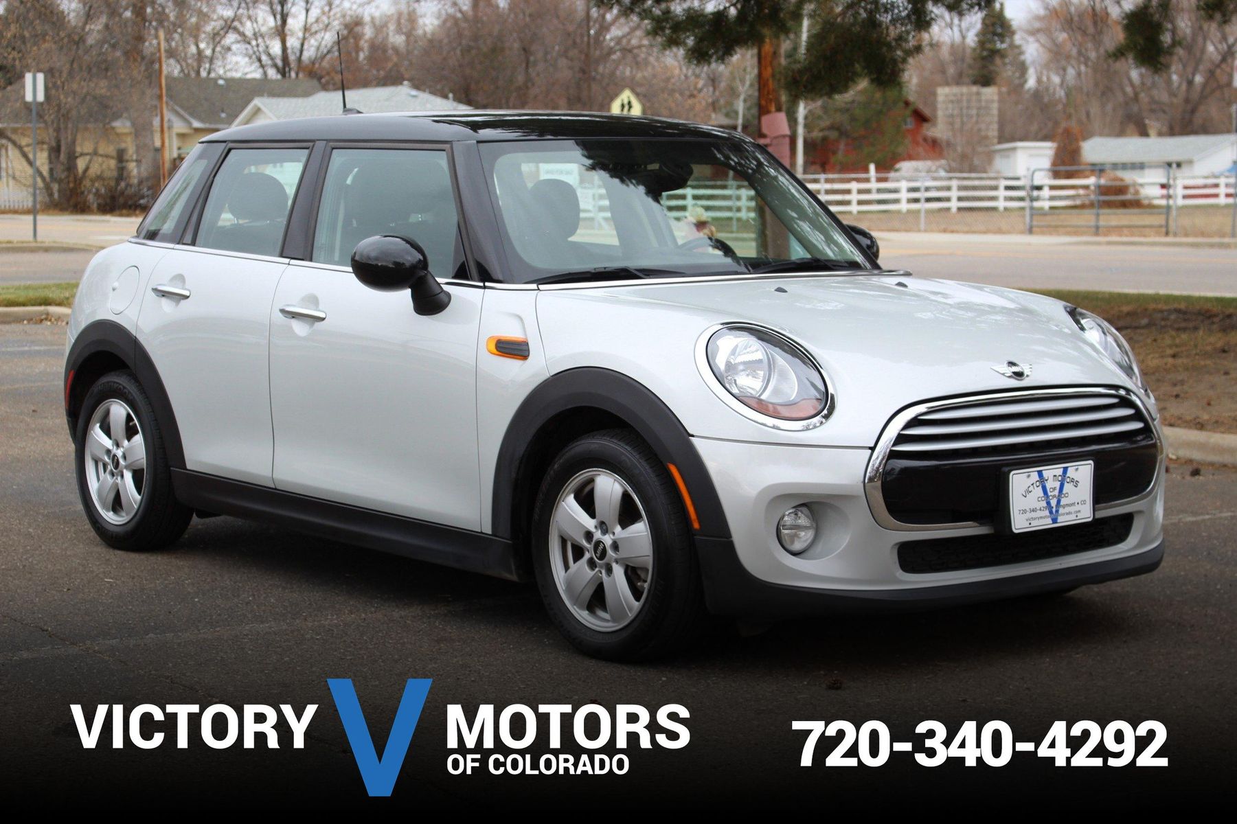 2015 MINI Cooper Hardtop 4 Door | Victory Motors of Colorado
