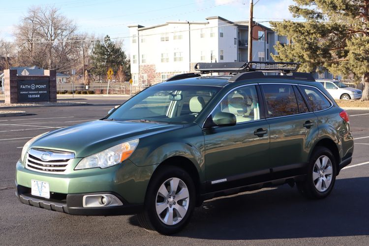 2012 Subaru Outback 2.5i Premium | Victory Motors of Colorado