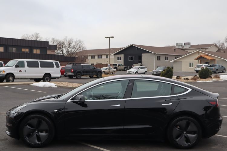 2018 Tesla Model 3 Standard | Victory Motors of Colorado
