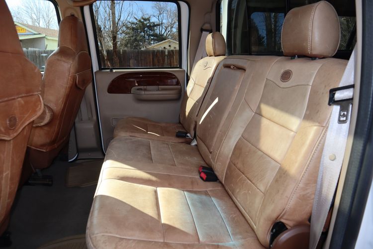 2004 Ford F-350 Super Duty Lariat | Victory Motors of Colorado
