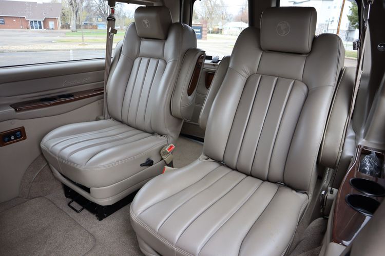 2014 Chevrolet Express 1500 | Victory Motors of Colorado