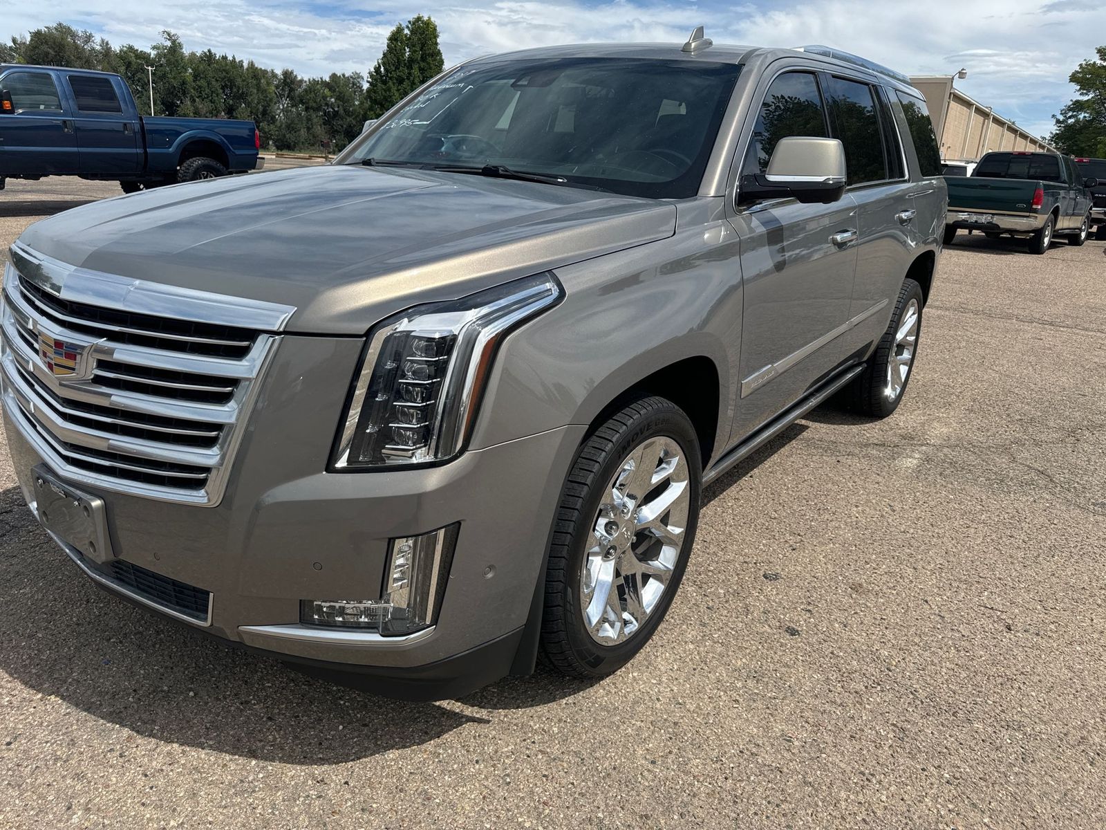 2017 Cadillac Escalade Platinum | Ramsey Auto Group
