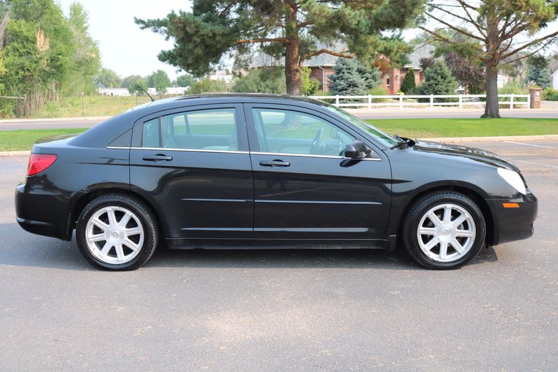 2007 Chrysler Sebring Photos